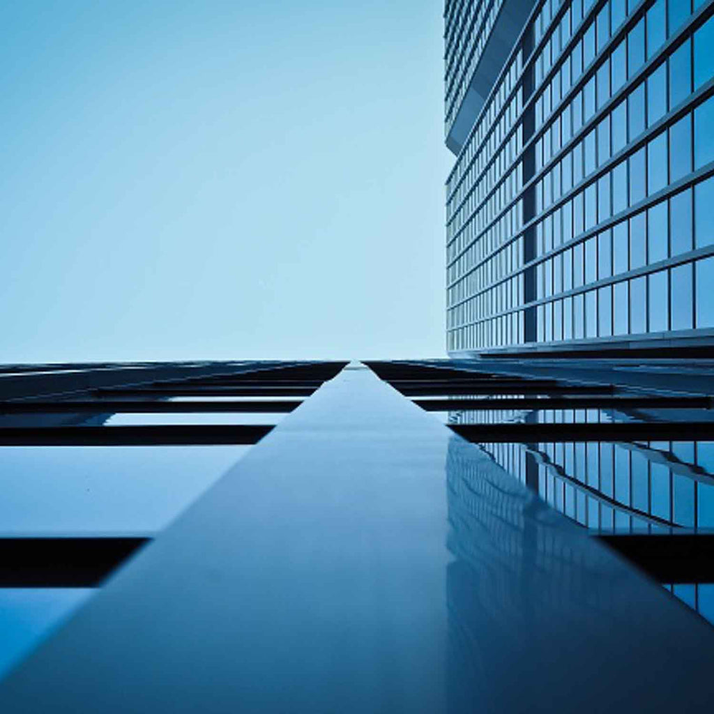 Industrial Glass: A Historical Account of Glassmaking